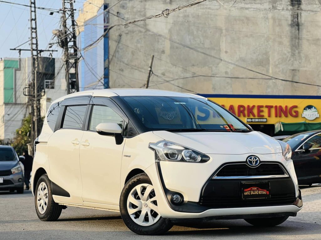 Toyota Sienta X Hybrid - Hafiz Sajjad Motors
