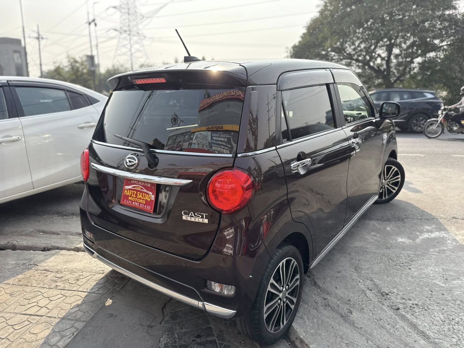 Daihatsu Cast Style G SA3 Premium Collection - Hafiz Sajjad Motors
